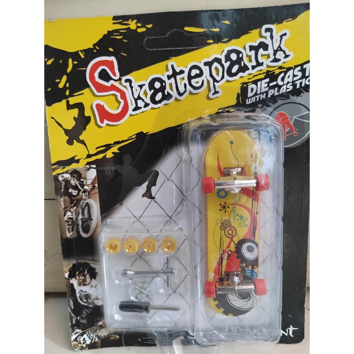 Jual Mainan Die Cast FingerBoard Skateboard Jari Mainan Miniatur Skate ...