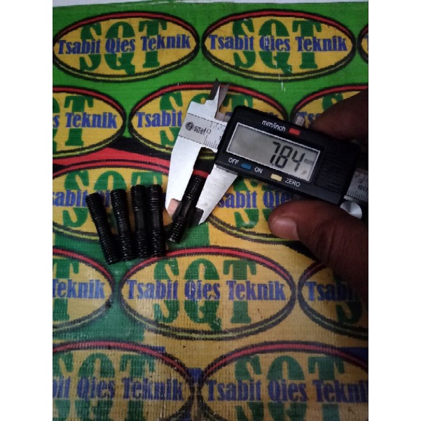 Jual Baut Clamp Holder Bubut ML835. Screw Clamping pahat Holder Bubut ...