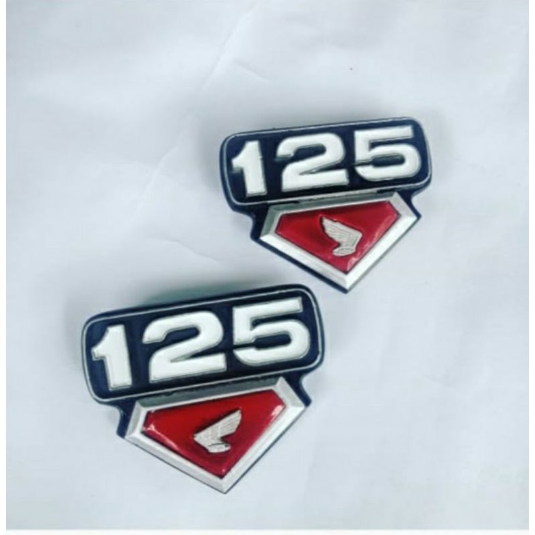 Jual emblem bok aki honda cb 125 logo bok aki honda cb 125 merah ...