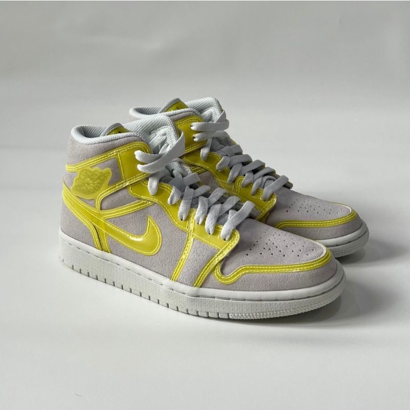 Jual Air Jordan 1 Mid SE Off White Opti Yellow Womens (100% Original ...