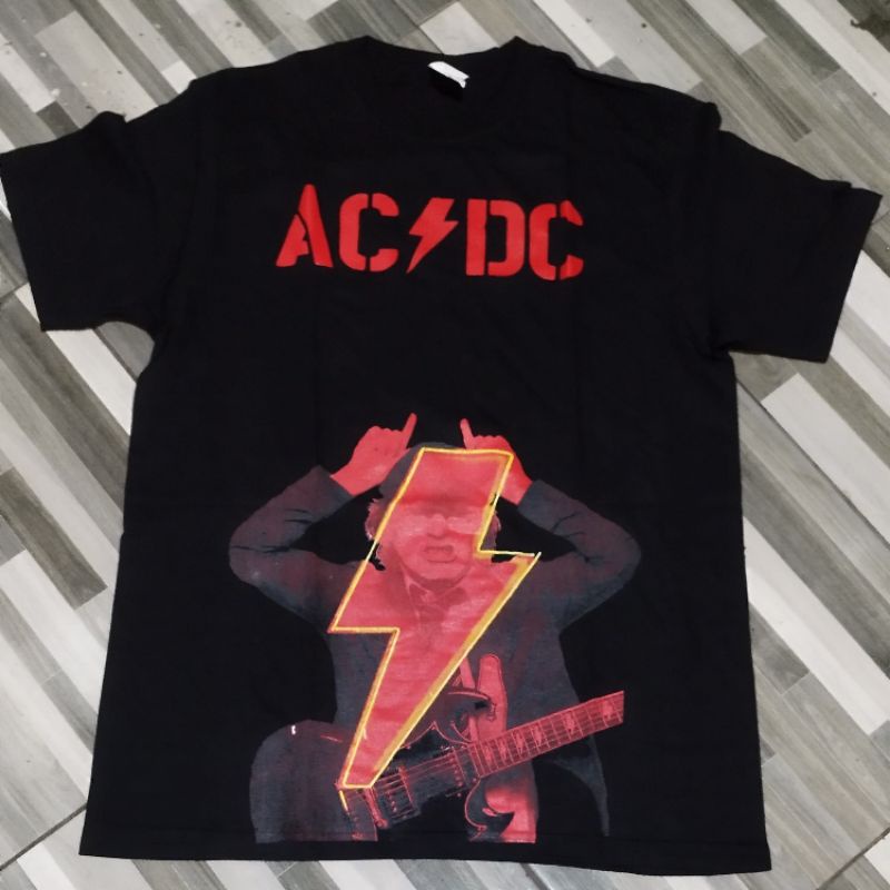 Jual AC DC KAOS MERCH CONS | Shopee Indonesia