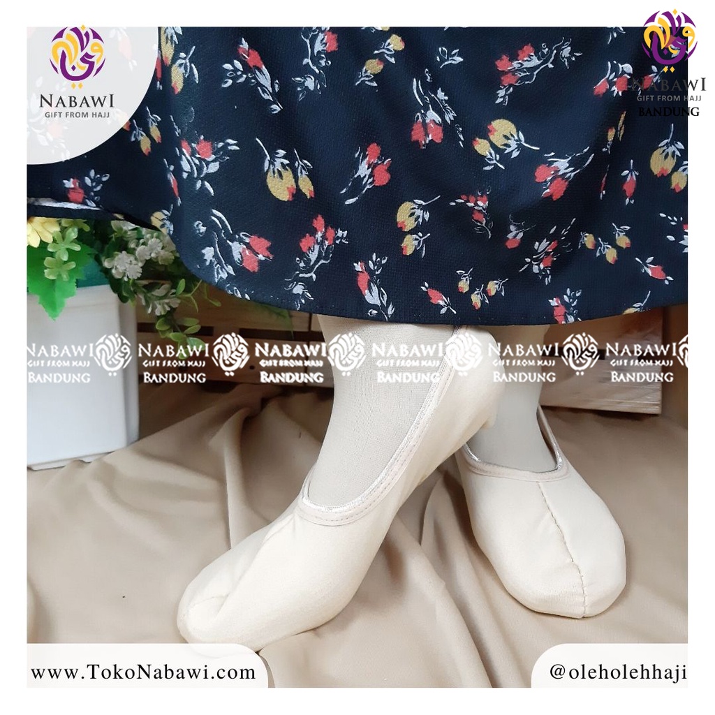 Jual Sepatu Tawaf Kaos Kaki Towaf Slip Perlengkapan Haji dan Umroh ...