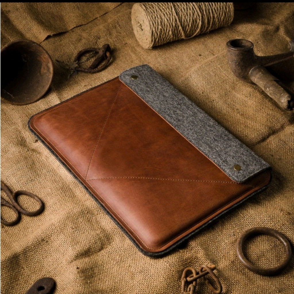Jual HAZEL Laptop Case UNISEX CUSTOM / Wool Blend Felt + Faux Leather ...