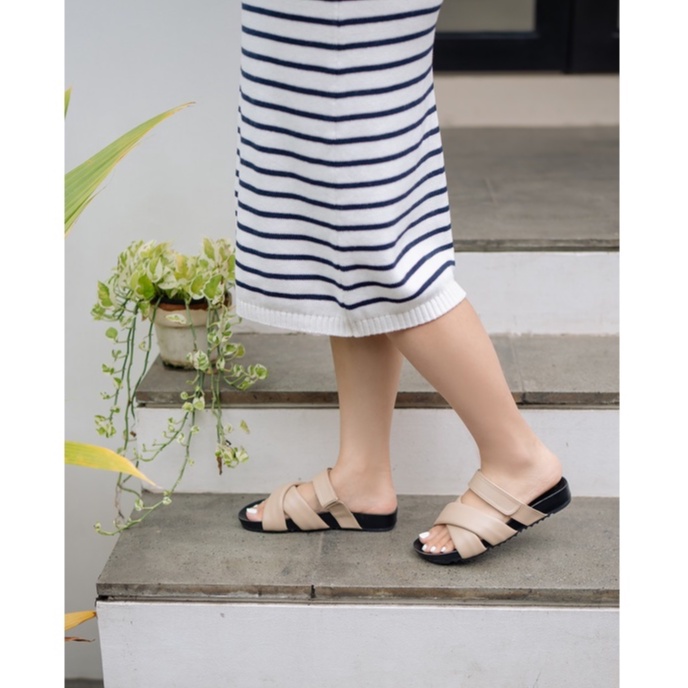 Jual Envelogy Joy Sandals - Nude | Shopee Indonesia