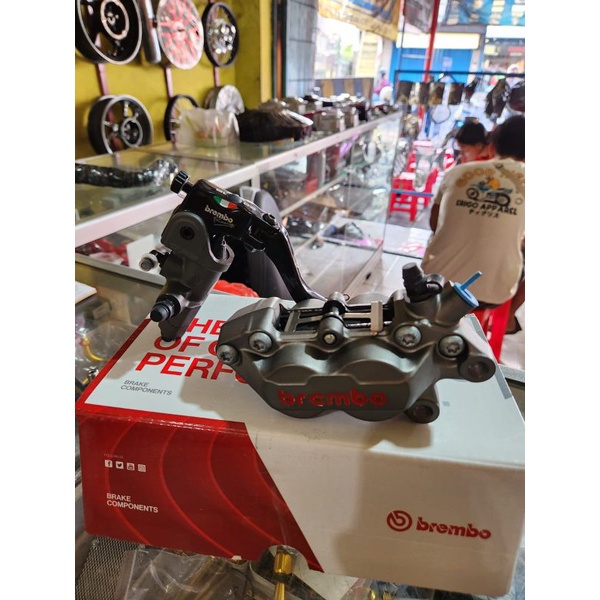 Jual Master rem Brembo RCS 17 dan Kaliper Brembo 4p Axial | Shopee ...