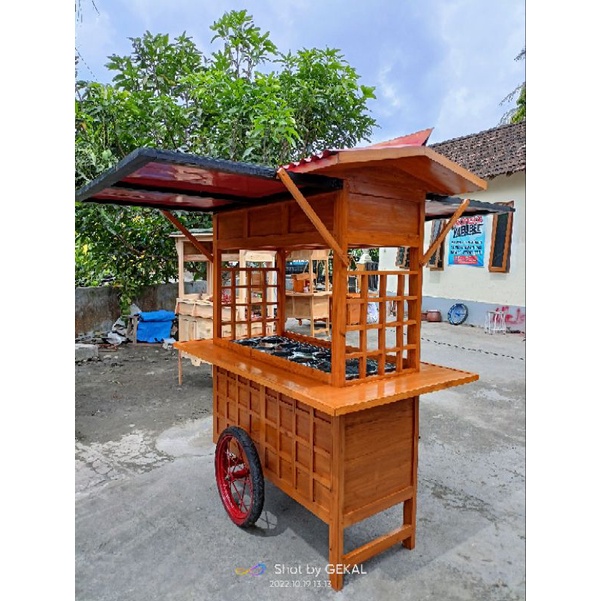 Jual gerobak dimsum / gerobak angkringan jepang / gerobak kayu murah ...