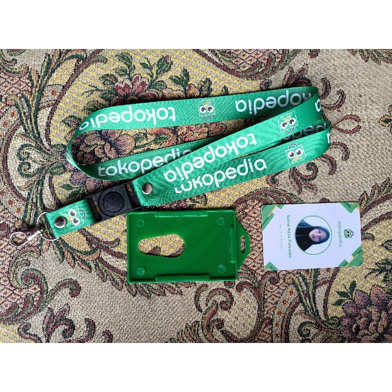 Jual Tali / Lanyard Costume plus id card plus holder | Shopee Indonesia