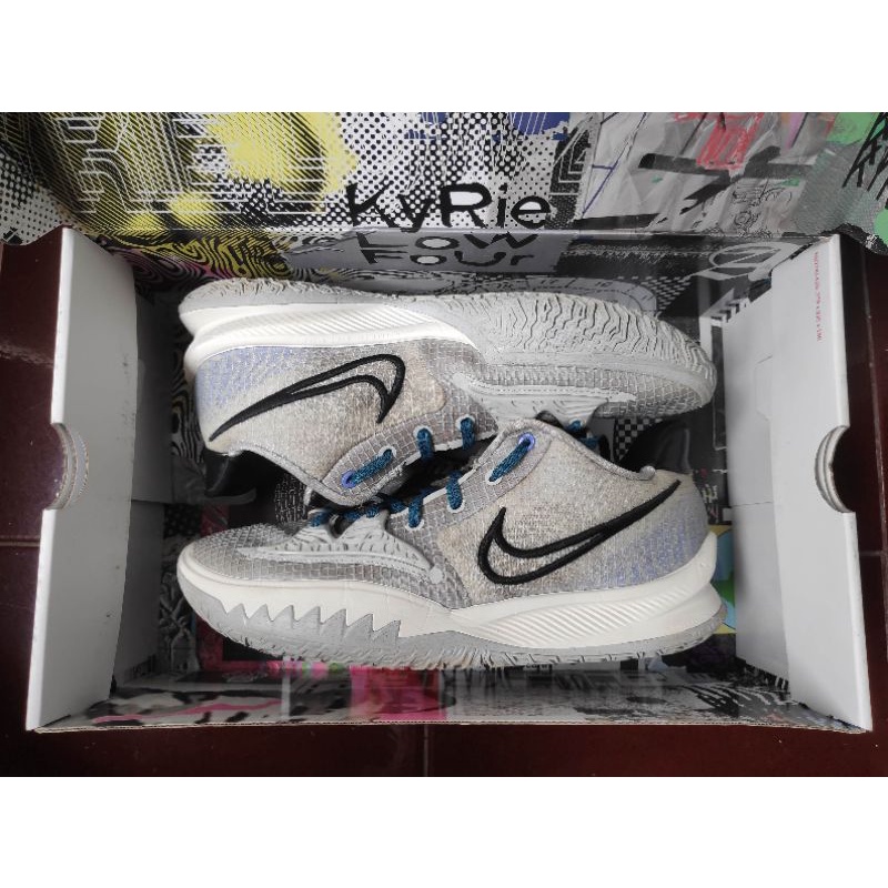 Jual Sepatu Basket Nike Kyrie Low 4 Original | Shopee Indonesia