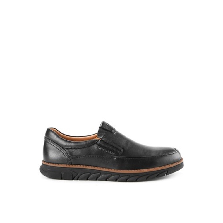 Clarks un geo step store