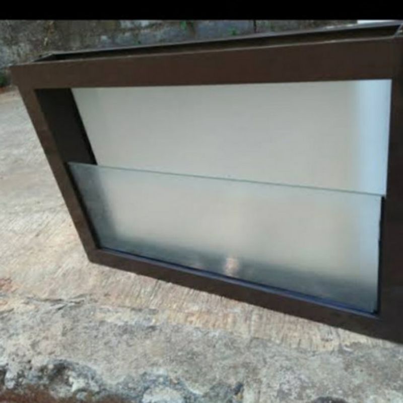 Jual Boven /jendela aluminium kaca mati zigzag 30x60 putih,coklat ...