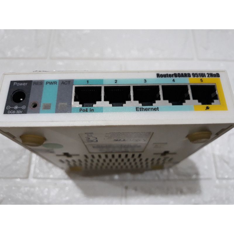Jual Mikrotik RB951Ui-2HnD Normal | Shopee Indonesia