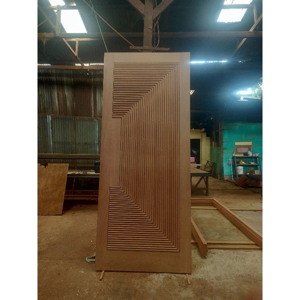 Jual pintu panil alur kayu kamper samarinda oven 82x220 | Shopee Indonesia