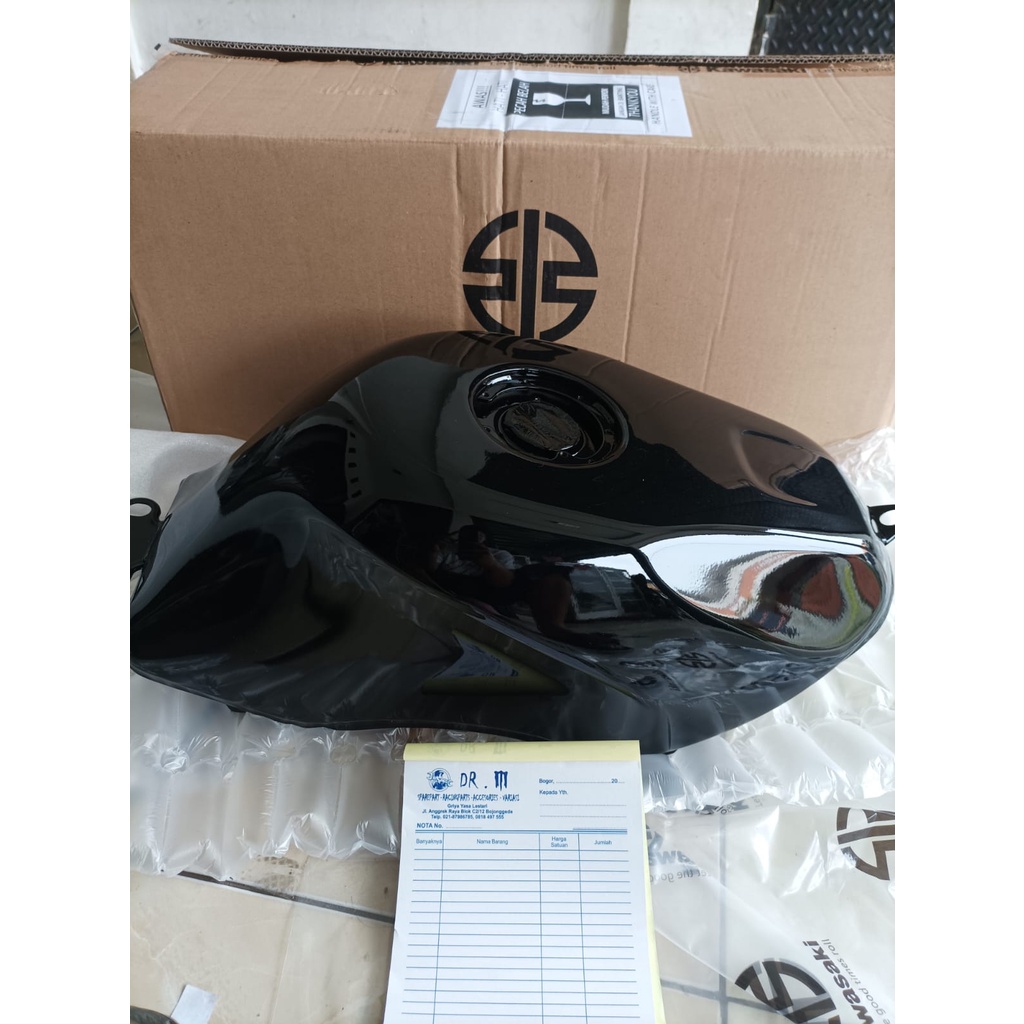 Jual Tangki Tank Bensin Kawasaki Ninja RR OLD ORIGINAL HITAM | Shopee ...