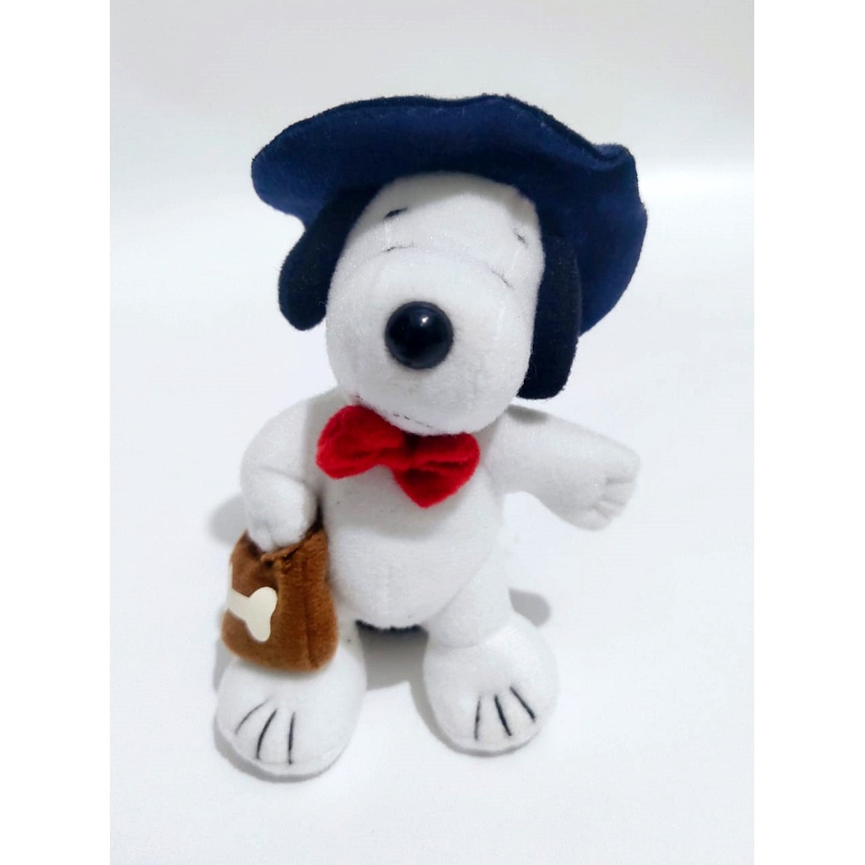 Jual Boneka Snoopy Attorney Original Peanuts MCD The Man Lives Of ...