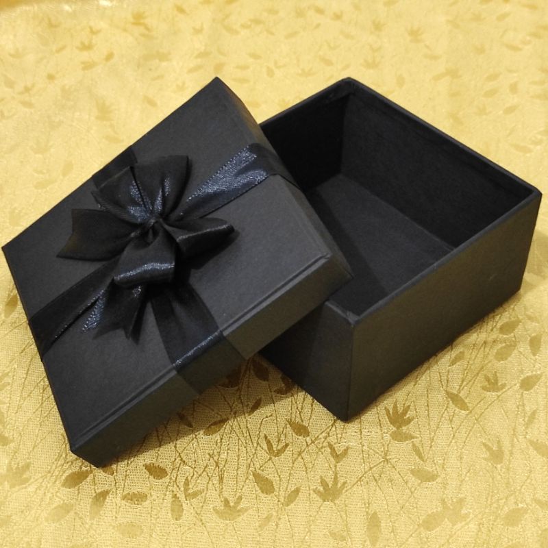 Jual (FH1KGA) GIFT BOX KOTAK KADO HARDBOX TEBAL LUAR DALAM HITAM ...