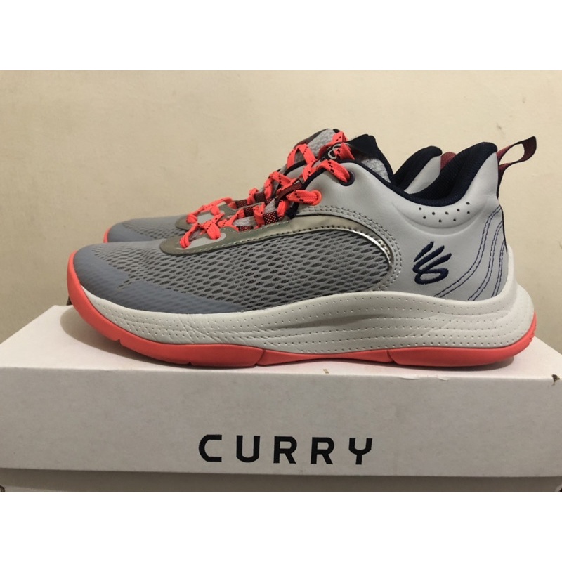 Jual Sepatu basket Curry GS 3Z6 ORIGINAL size 40 bekas | Shopee Indonesia
