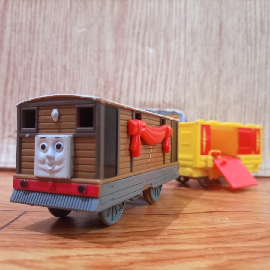 Jual Thomas & Friends Old TrackMaster - Plarail Toby and the Clown Car ...