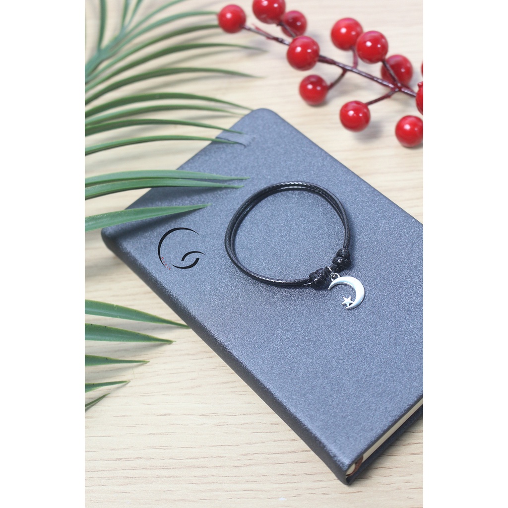 Jual Gelang Hitam Plus Liontin Lucu GOF81 Untuk Pria Wanita Bahan Tali ...