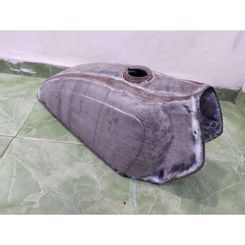 Jual Tangki motor ts 100 tangki Elsiniore | Shopee Indonesia