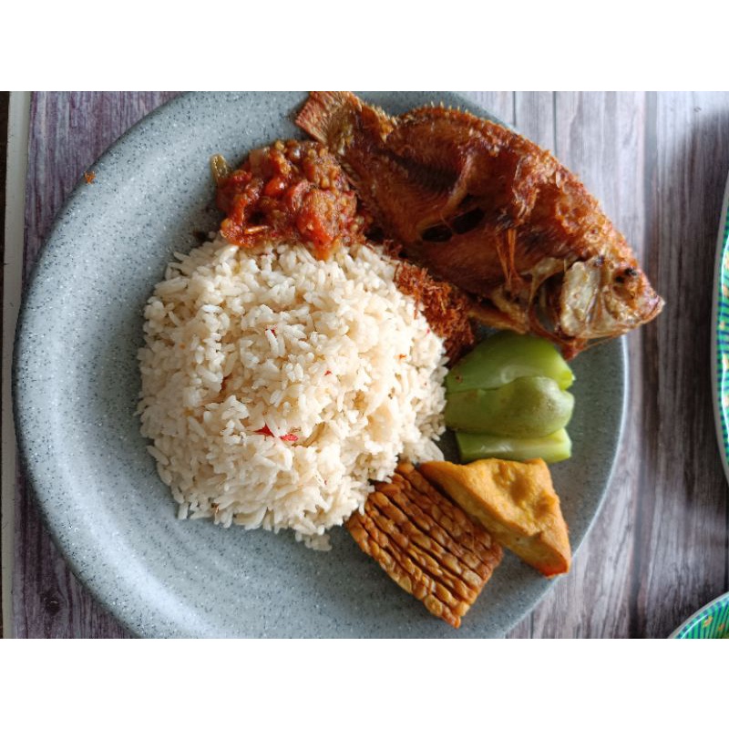 Jual Paket Nasi Liwet + Ayam Goreng | Shopee Indonesia