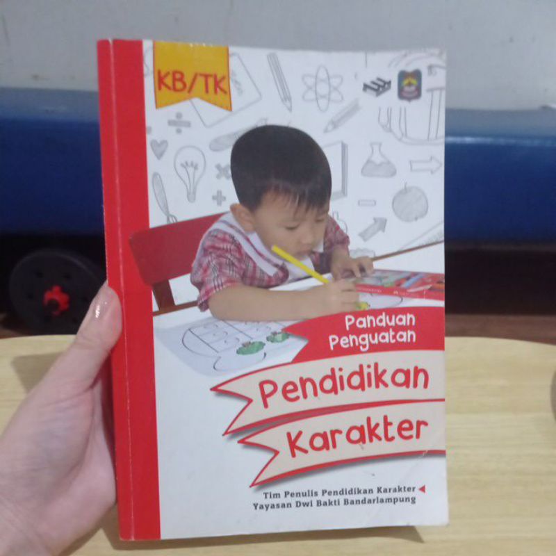 Jual buku panduan penguatan pendidikan karakter yayasan dwi bakti ... Jual buku panduan penguatan pendidikan karakter yayasan dwi bakti ...