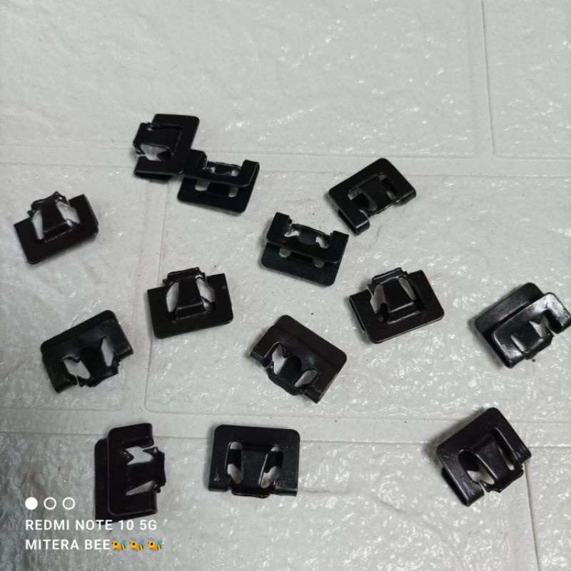 Jual kancing plipit lis pintu mobil besi | Shopee Indonesia