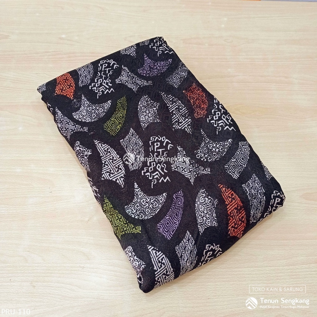 Jual Kain Tenun Dobby Batik Sutra Bugis Makassar Hitam - Tenun Sengkang ...