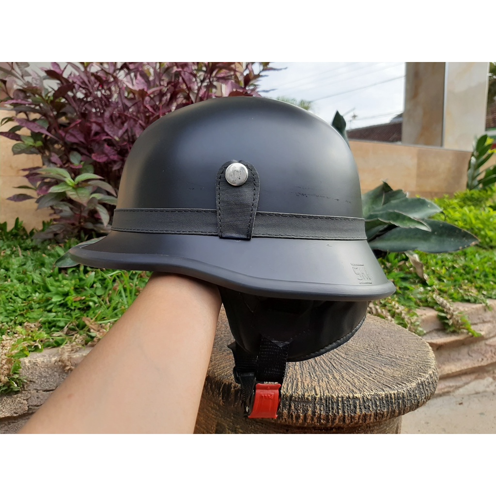Jual Helm nazi premium one helmet | Shopee Indonesia