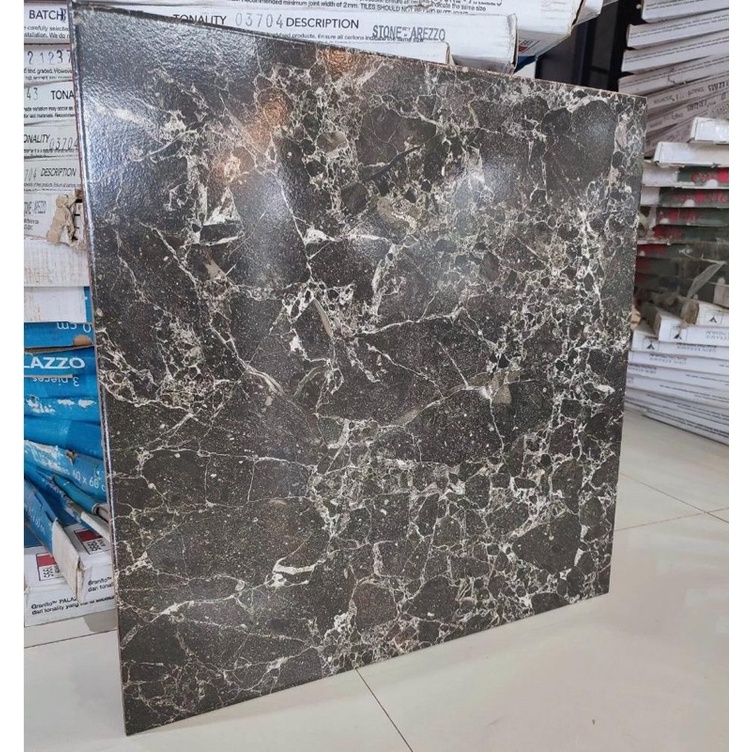 Jual KERAMIK LANTAI 50x50 IBIZA BLACK / UNO | Shopee Indonesia