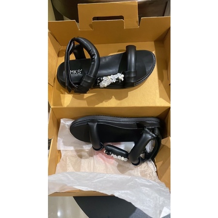 Jual MKS Shoes - Poppy black (NEW) | Shopee Indonesia