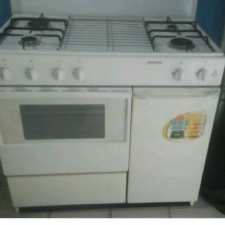 Jual kompor+oven modena 4 tungku mulus normal | Shopee Indonesia