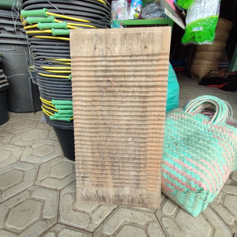 Jual Papan gilesan cuci baju kayu / PENGGILES BAJU / PAPAN CUCI BAJU ...