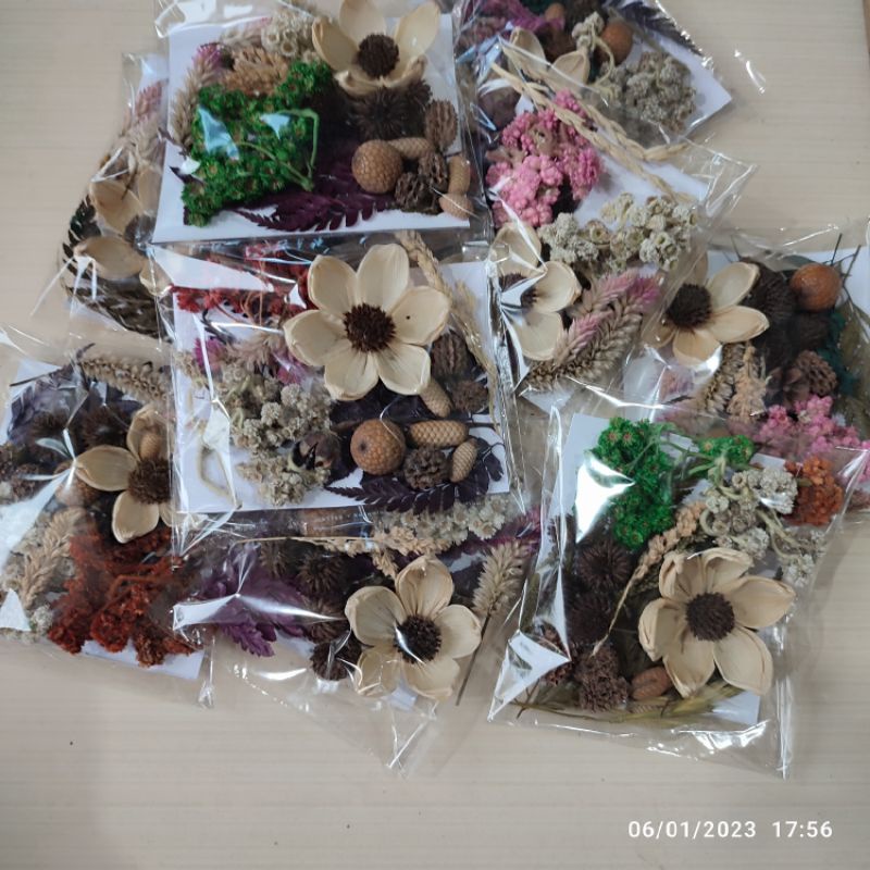 Jual Paket bunga kering/ dried flowers hiasan mahar rustic, scrapbox ...