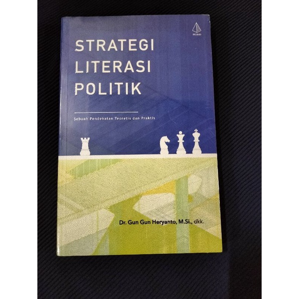 Jual buku sosial sains- strategi literasi politik- dr.gun gun | Shopee ...