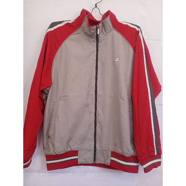 Jual Jacket Casual Tracktop Merek Lecaf Warna Abu Lis Merah Tebal ...
