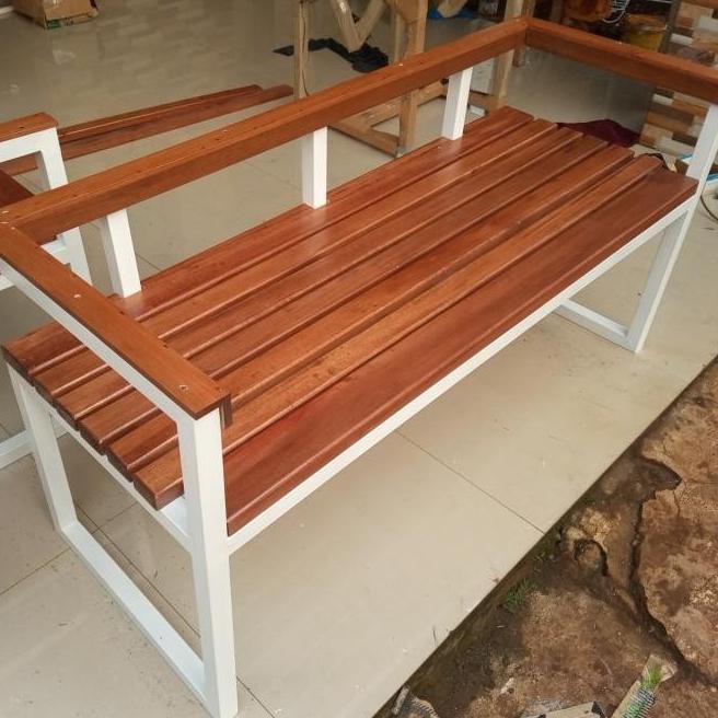 Jual Kursi Taman Panjang Teras Besi Dan Kayu Minimalis Non Cod ...