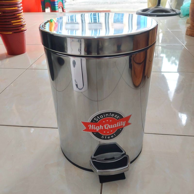 Jual Tong Sampah Stainless Bulat Pijak Pedal Tebal Maspion 5L - Dapur Karya Mdn | Shopee Indonesia