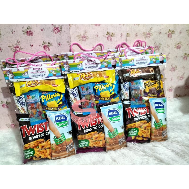 Jual Snack ultah aNak || Paket snack mini yupi gery || bingkisan ulang ...