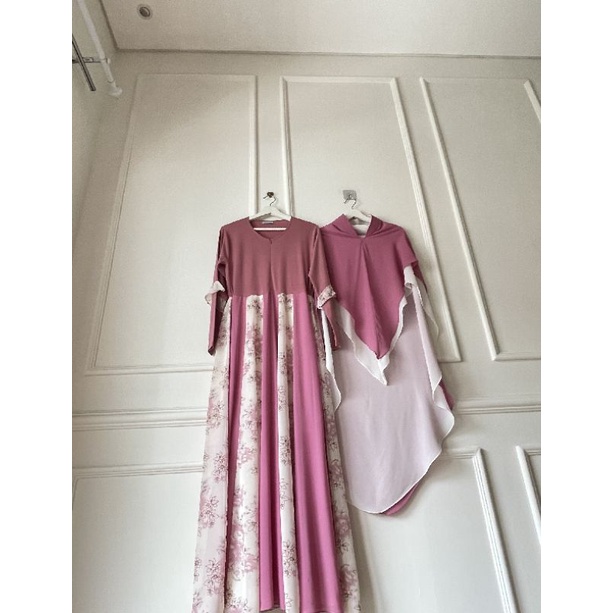 Jual Hijab Kayunie Gamis Syari Atasan Jersey | Shopee Indonesia