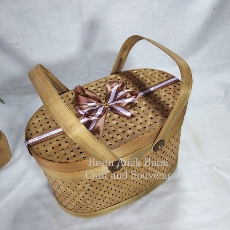 Jual NEW rantang bambu oval 30x18x19cm, keranjang bambu, rantang besek ...