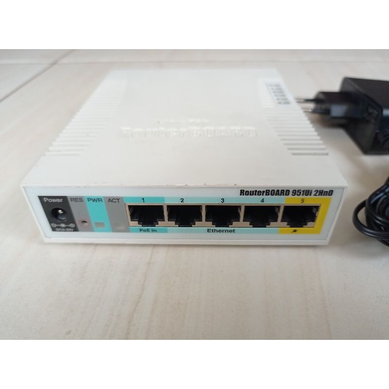 Jual Mikrotik RB951Ui 2HnD | Shopee Indonesia
