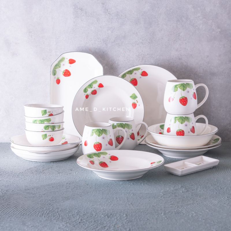 Jual Tableware strawberry complete set / dinner set strawberry 16 pcs | Shopee Indonesia
