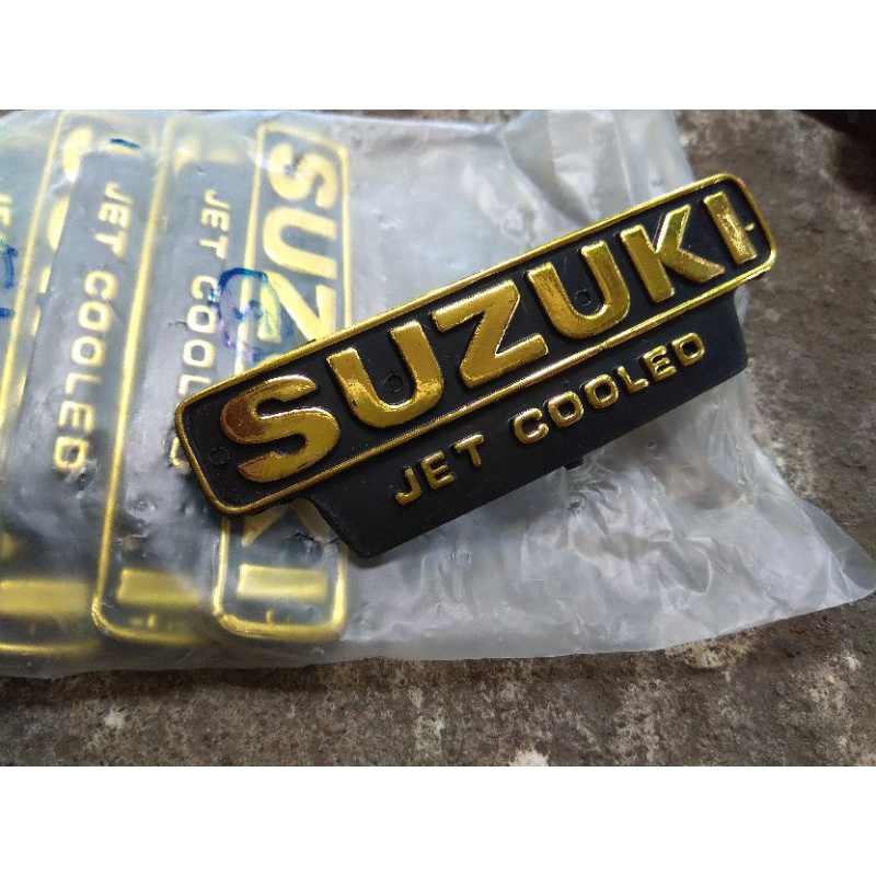 Jual emblem emblim logo suzuki jet cooled body cover belakang lampu ...