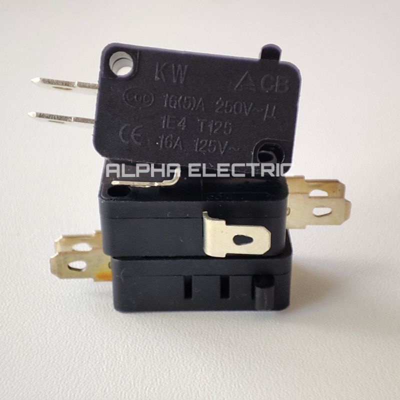 Jual MICROSWITCH MAGICOM 3 PIN 3P / MICRO SWITCH / LIMIT SWITCH ...