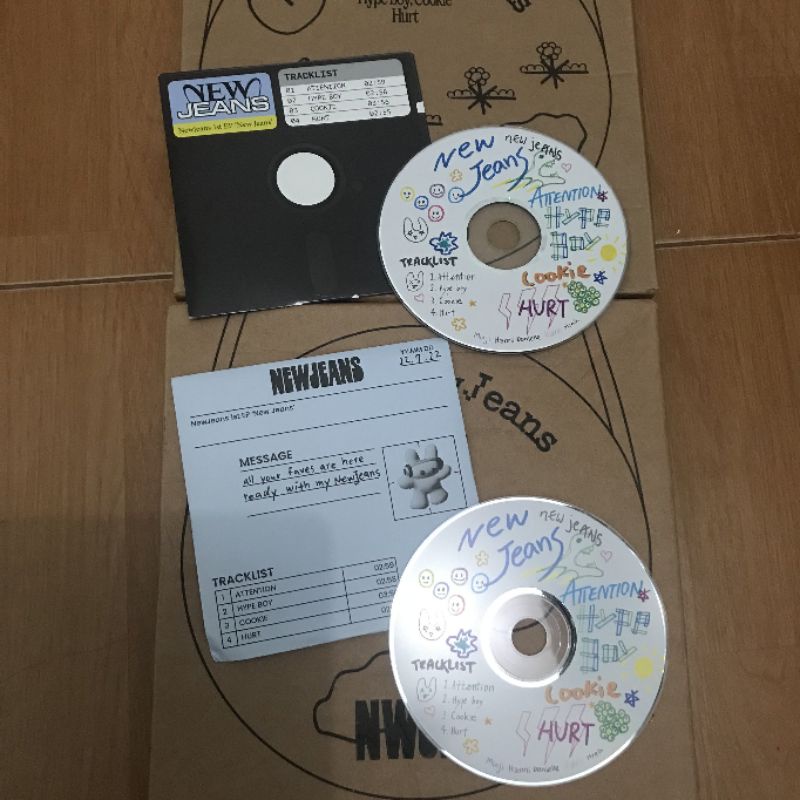 Jual Official CD Only New Jeans Album Bag Bluebook Ver Newjeans NWJNS Hanni Minji Haerin Hyein ...