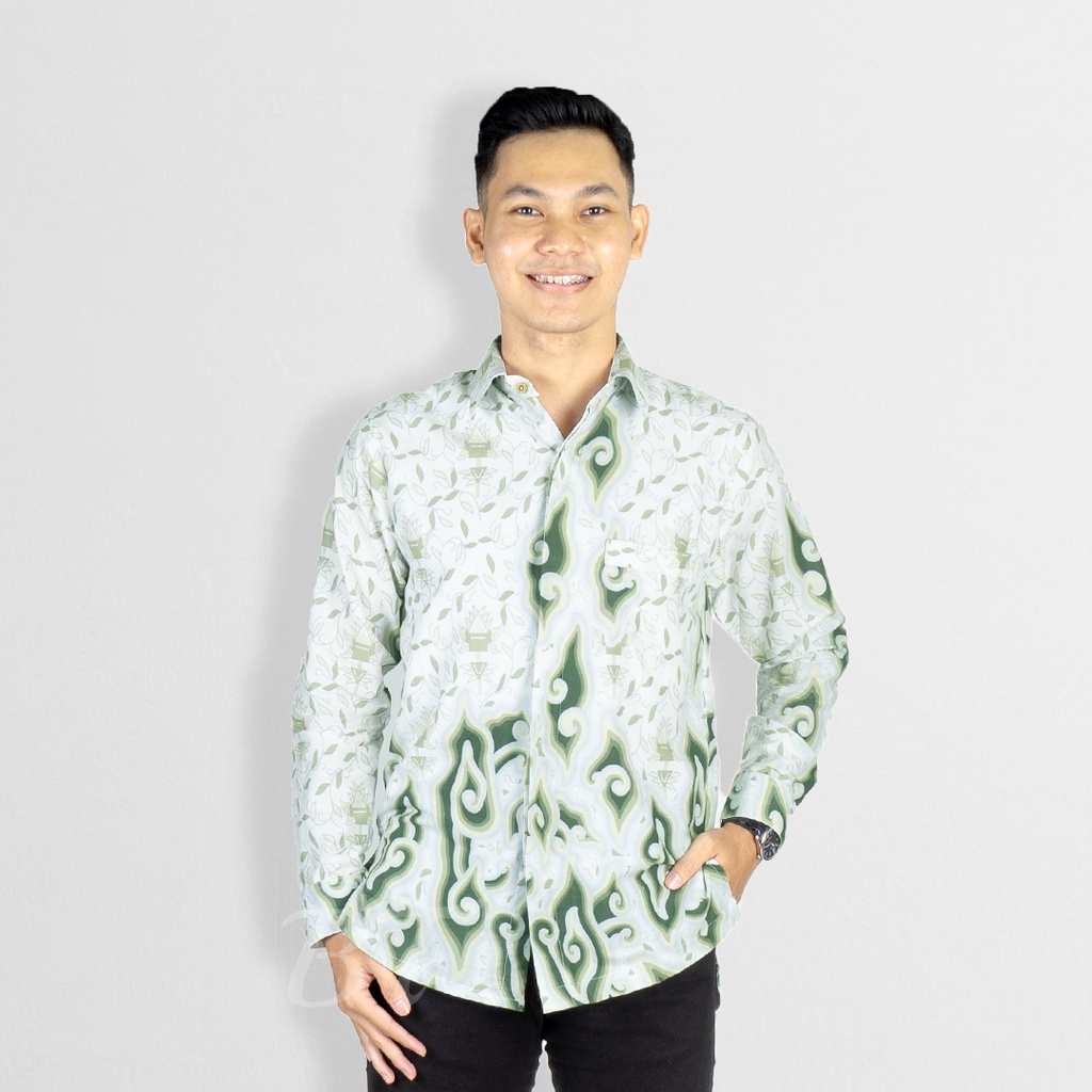 Jual BATIK TRUSMI Kemeja Batik Atasan Pria Lengan Panjang Motif Mega Mendung Hijau | Shopee ...