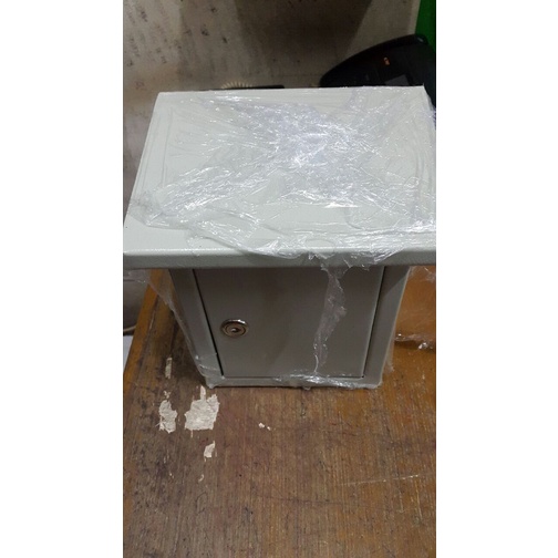 Jual Komponen Listrik Box Panel 20X17X12 Topi Outdoor | Shopee Indonesia