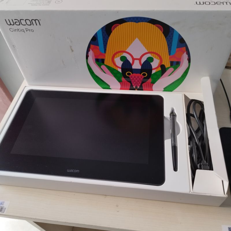 Jual Wacom Cintiq Pro DTH-1320 Pen and Touch Display by Datascrip ...