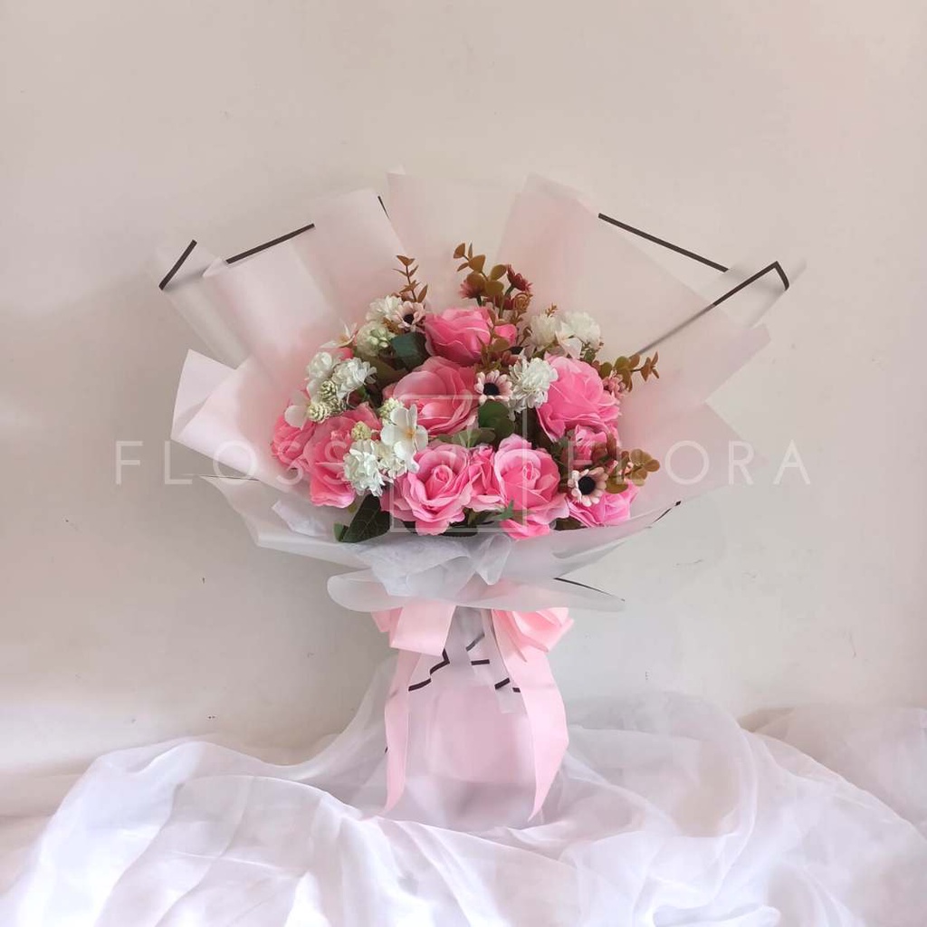 Jual Buket Bunga / Buket Bunga Palsu / Buket Bunga Rose / Luna Heart ...