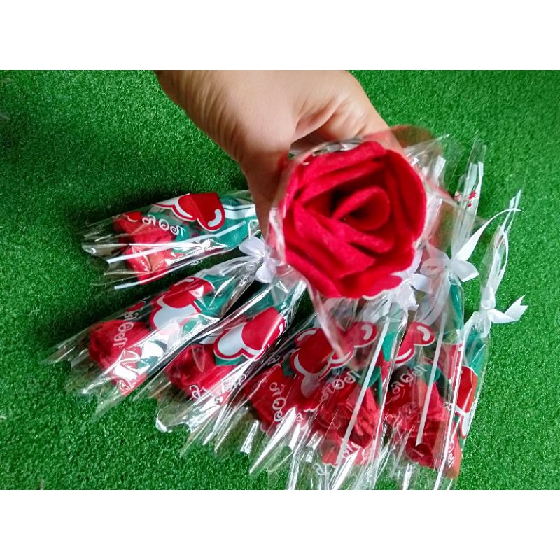 Jual Bunga mawar pertangkai murah Bunga Mawar Rose Flanel Buket flanel ...